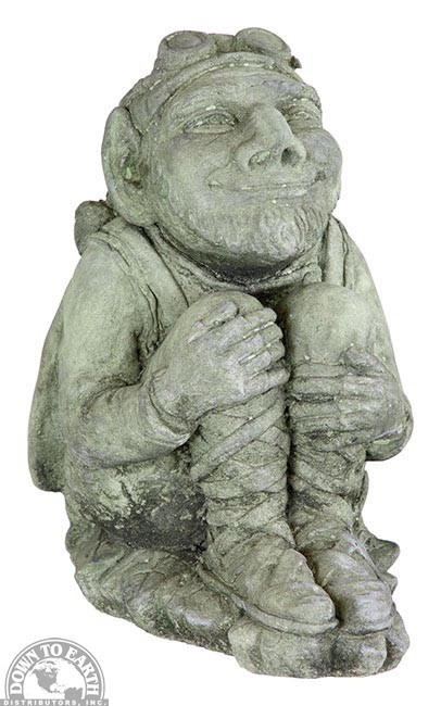 Concrete Maple Leaf Elf | Down to Earth Distributors Inc.