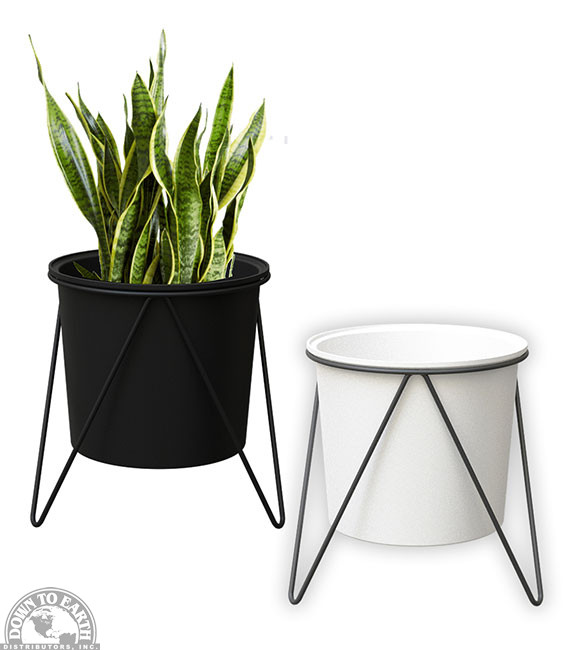 Wire Stands With 8" Planter | Down to Earth Distributors Inc.